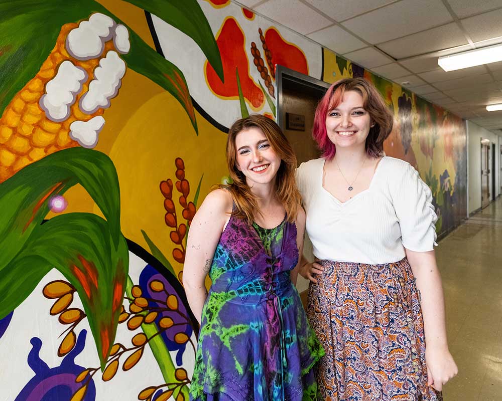 MSU art students highlight crops with ag building mural | Mississippi ...